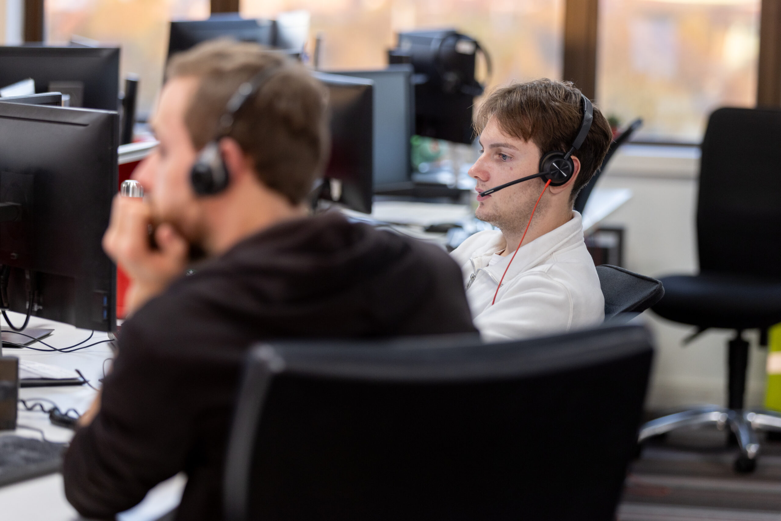 Offshore vs Onshore vs Automation: Which to Choose? | Ventrica